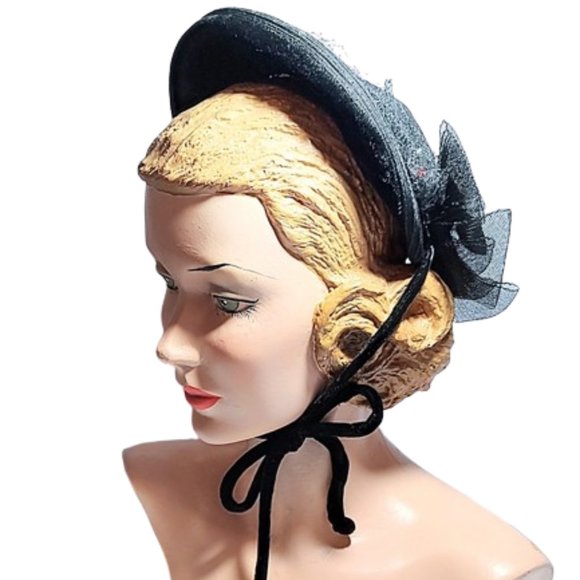 Vintage | Accessories | 94s Vintage Black Bonnet Style Hat Or Tilt Hat ...